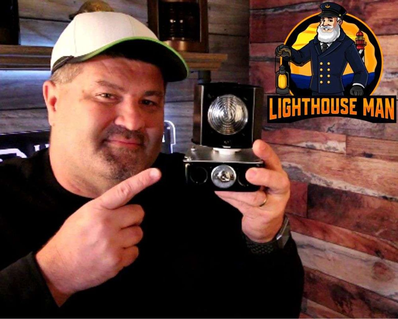 Lawn lighthouse revolving beacons | homify