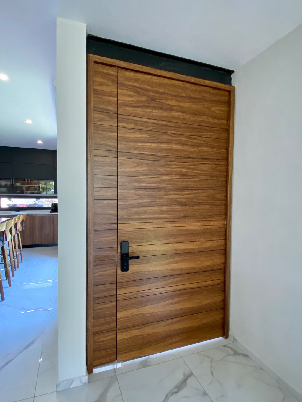 Puerta principal herraje europeo | homify