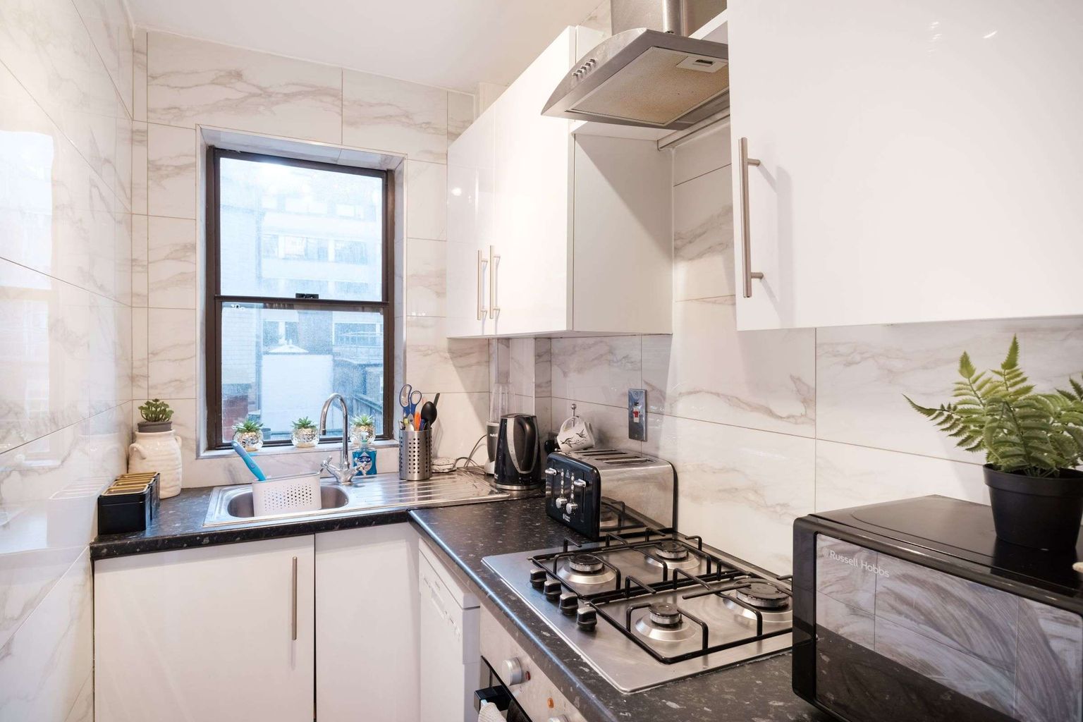 Experience the ultimate in kitchen luxury upperkey | homify