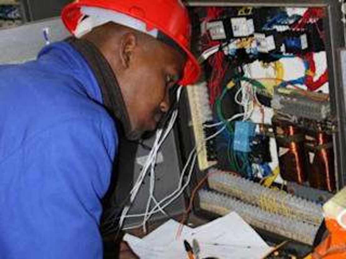 Rooihuiskraal Electricians 0711286109 No Call Out Fees | homify