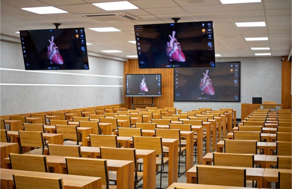 UNIG - Salas de Aula Interativas e Inteligentes | homify