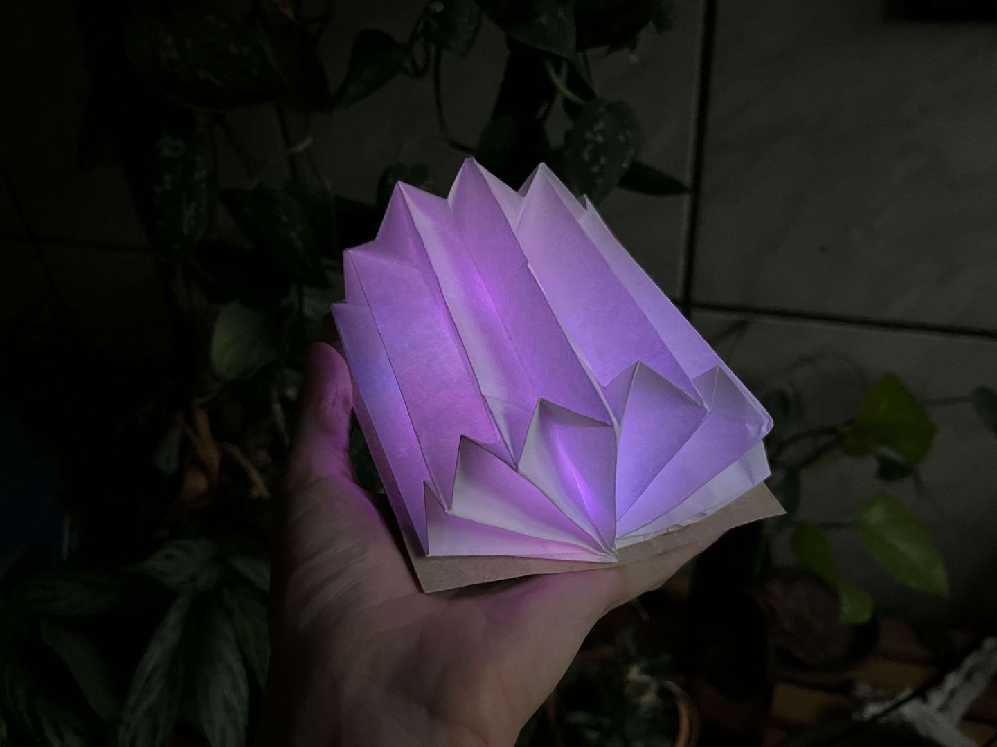 DIY Book Lamp: Your Upcycled Book Lamp in 8-Steps | homify