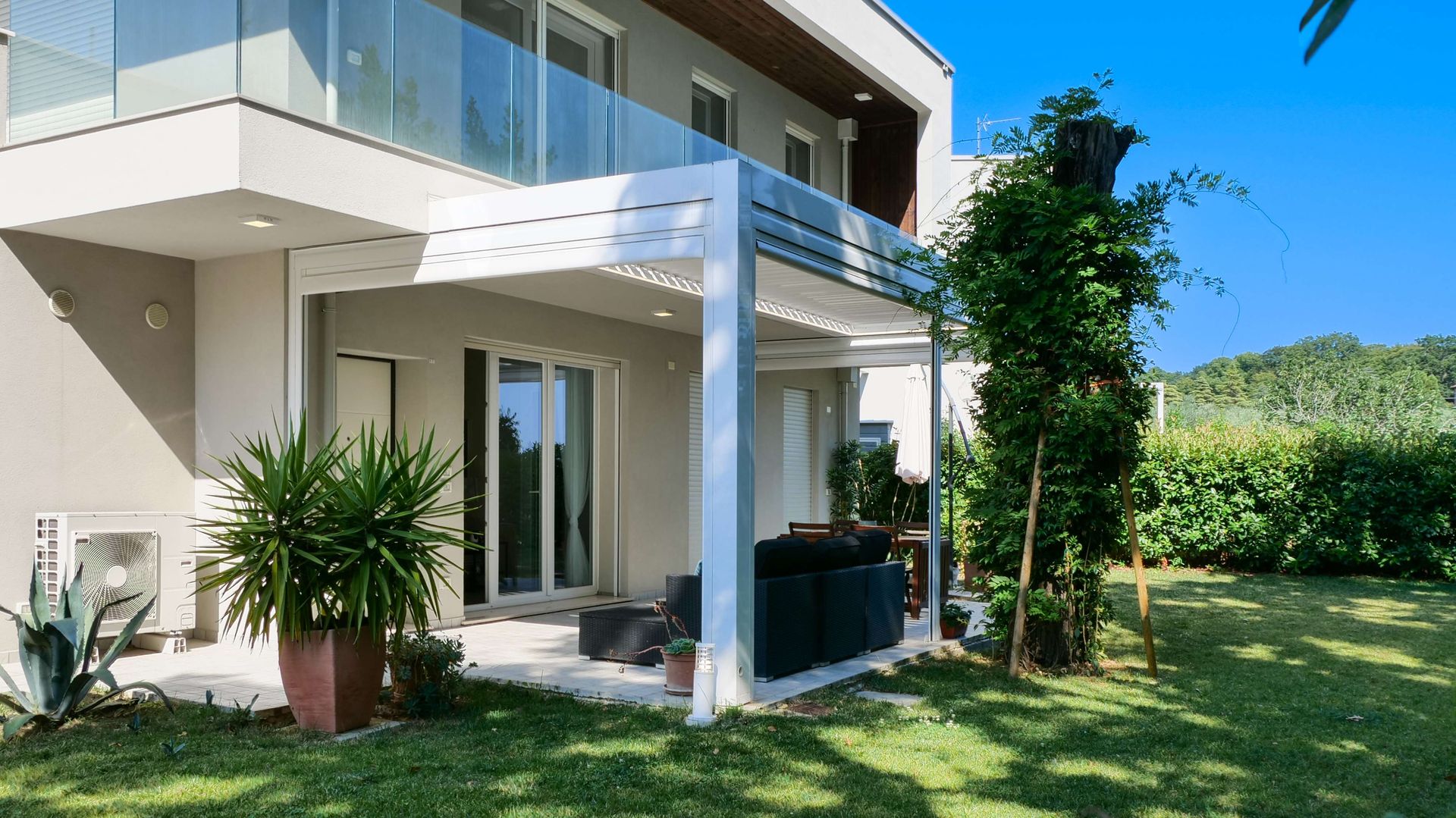 Pergola bioclimatica a Rimini: per godere degli esterni tutto l'anno | homify
